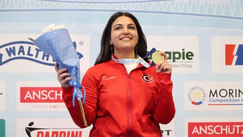 Atıcılıkta Türkiye'nin Gururu: Şevval İlayda Tarhan - BinYaprak